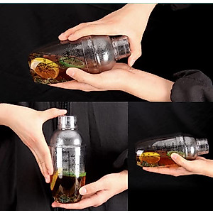 Shaker Bottle 700cc Cocktail Great Anti-leakage Transparent Milk Tea Drink PC Shaking Container Tool with Comfortable Grip for Club Home Use