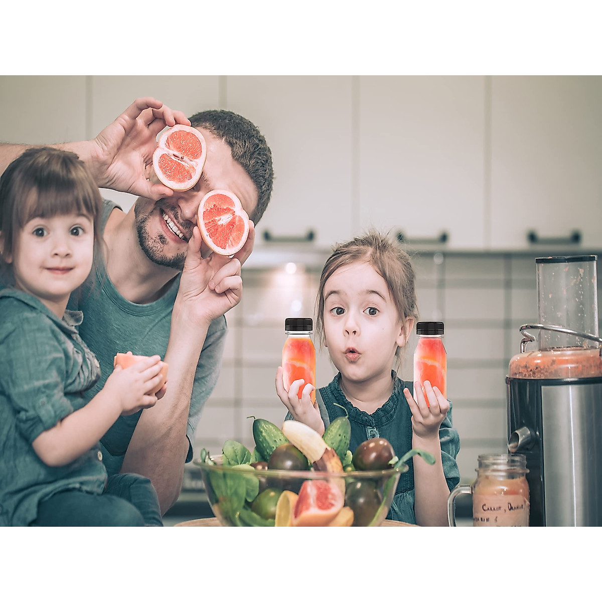 Hulless 6 Pcs 4 Ounce Plastic Juice Bottle Drink Containers Juicing Bottles with Black Lids, Suitable for Juice, Smoothies, Milk and Homemade Beverages, 120 mL