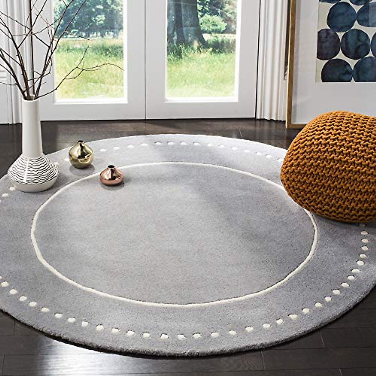 SAFAVIEH Bella Collection Area Rug - 5' Round, Navy Blue & Ivory, Handmade Dotted Border Wool, Ideal for High Traffic Areas in Living Room, Bedroom (BEL151G)
