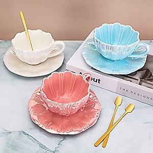 VCXOX Creative Cute Ceramic Coffee Mug with Flower Shape Saucer & Spoon Sets, Novelty Coffee Cup with Comfortable Grip for Office and Home, 8.1 oz/240 ML for Tea Latte Milk Cup (pink)