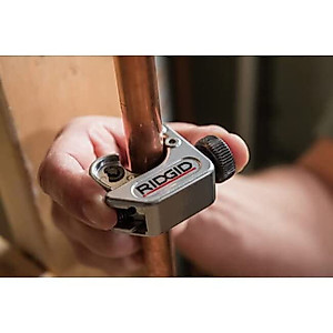 RIDGID 31622 Model 150 Constant Swing Tubing Cutter, 1/8-inch to 1-1/8-inch Tube Cutter & 32985 Model 104 Close Quarters Tubing Cutter, 3/16-inch to 15/16-inch Tube Cutter