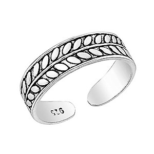 AeraVida Peaceful Olive Branch Leaf Wrap Band .925 Sterling Silver Toe Ring or Pinky Ring | Minimalist Toe or Pinky Ring | Adjustable Sterling Silver Toe Ring for Women