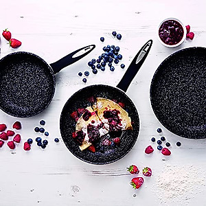 Zyliss Ultimate Non-Stick Frying Pan, 24cm/9.5in, Forged Aluminium, Black, 3X Layer Rockpearl Plus Non-Stick Technology, PFOA Free Suitable for All Hobs Including Induction