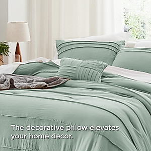 Bedsure Queen Comforter Set - 4 Pieces Pinch Pleat Bed Set, Sage Green Boho Bedding for All Season, 1 Soft Comforter, 2 Pillowcases, 1 Decorative Pillow