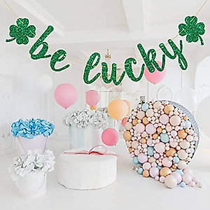 INNORU Glitter Green Be Lucky Banner - Happy ST. Patrick's Day Banner - Wedding - Birthday - Graduation - Shamrock Spring Holiday St. Patrick's Day Decoration Photo Props