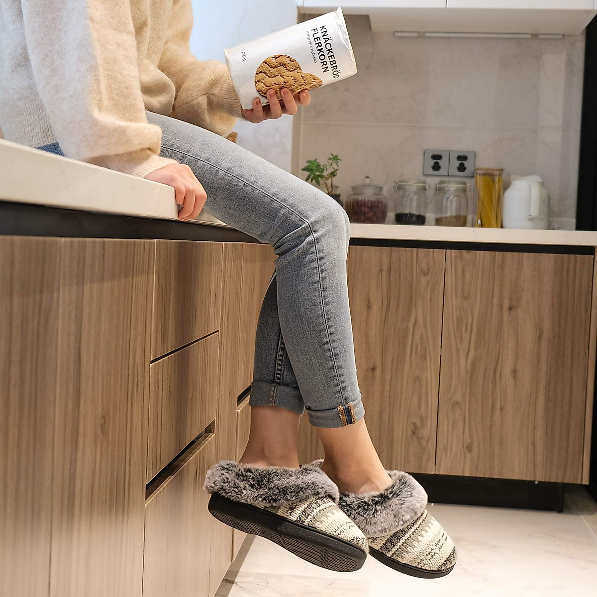 DL Women's House Slippers with Fuzzy Plush Faux Fur Collar, Memory Foam Slip on House Shoes with Indoor Outdoor Anti-Skid Rubber Sole, Grey/white, 7-8