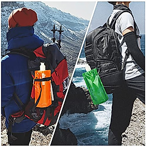 KASCNR 5pcs Collapsible Water Bottles Reusable Canteen Foldable Drinking Water Bags with Clip for Gym, Sports, Teams, Hiking, Camping,Biking,Outdoors,Beach,Traveling,Yoga & More,5 Colors（16 oz）