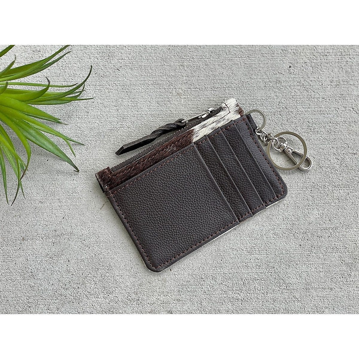 Chic Cowhide Keychain Wallet with Credit Card Holder, Coin Purse - Ideal Gifts for Her