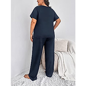 Floerns Women's Plus Size Pajamas Graphic Print Short Sleeve Tee with Pants Pj Set Navy Blue 5XL