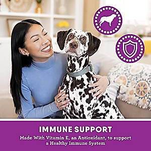 Greenies SMARTBITES Immune Support Crunchy & Soft Dog Treats, Chicken Flavor, 8 oz. Pack