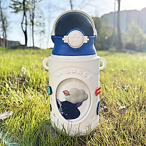 Credrink 17 oz Water Bottles Kids，Kids Thermos Water Bottle，Kids Water Bottle with Straw，316 Stainless Steel，Leak and Splash Proof，Temperature Display，Smart Water Bottle Suitable for Children (White)…