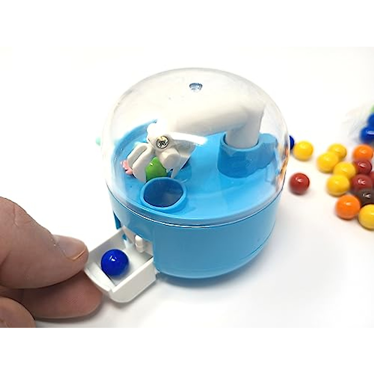 Mini Claw Machine Toy with Candy for Kids - Includes a Bag of Candy and Mini Dinosaurs Novelty Toys (1 Pack Tarts)