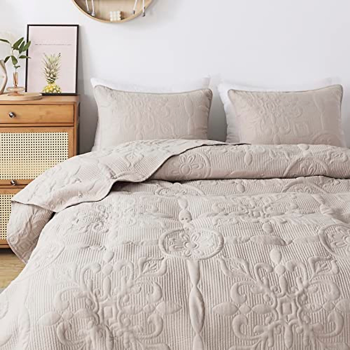 Damask Quilt King Size Bedding Sets with Pillow Shams, Boho Lightweight Soft Bedspread Coverlet, Beige Quilted Blanket Thin Comforter Bed Cover for All Season Spring Summer, 3 Pieces, 104x90 inches