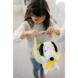 Animal Adventure® | 8" Easter Basket Snoopy and Woodstock