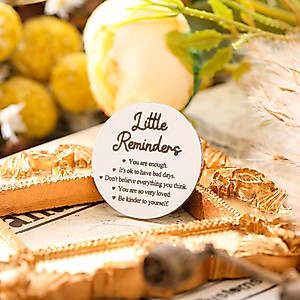 Sureio Pocket Hug Token Long Distance Relationship Keepsake Stainless Steel Double Sided Inspirational Gift with Keychain (Little Reminders)