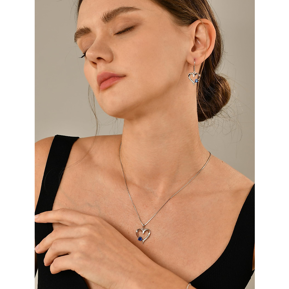 YL Heart Necklace 925 Sterling Silver Love Heart Pendant with 5MMx5MM Heart Blue Sapphire Jewelry for Women Girlfriend