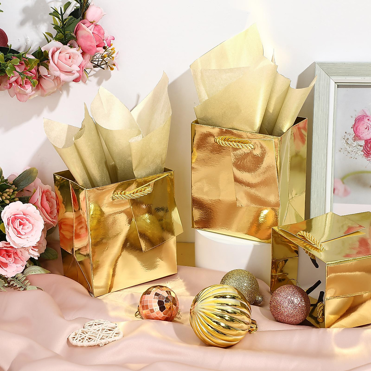 Tatuo 24 Pcs Green Metallic Paper Gift Bag with Tissue Paper Medium Mini Glossy Favor Bag with Handle for St Patrick's Day Graduation Wedding Bridal Bachelor Birthday Party(Gold, 4.5 x 4 x 2.8 Inch)