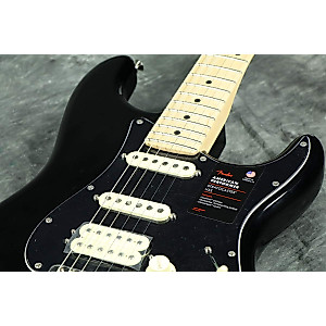 Fender American Performer Stratocaster HSS - Black with Maple Fingerboard