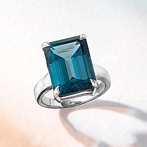 Ross-Simons 14.00 Carat London Blue Topaz Ring in Sterling Silver. Size 7