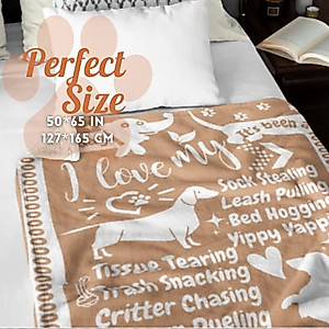 InnoBeta Dachshund Gifts, Dachshund Flannel Blanket for Dachshund Lovers, Soft Throw Blanket for Women, Her, Adults, Friends, Wife, Bed, Sofa Blanket - Brown 50"x 65"