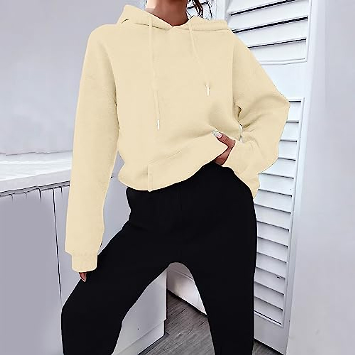 Cute 2 Piece Outfits for Women Fall Fur wrap Sleeveless Crop top and Shorts Outfits Tracksuit Set Active Set Mens Pajama Festival Outfit Purple Two Piece Set for Women Brown Sweatsuit chamarras de