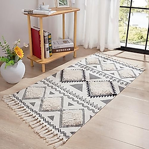 Chicrug 2x4 Runner Rug for Bedroom Bedside, Geometric Moroccan Washable Hallway Runner Carpet, Farmhouse Hand Tufted Woven Tassel Rug for Kitchen Bathroom Laundry Room Decor, Cream/Black
