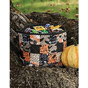 Pat Sloan's Holiday Celebrations: 17 Quilts and More for 6 Seasonal Occasions