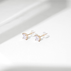 Amazon Essentials 14K Gold 1cttw Zirconia Square Stud Earrings (previously Amazon Collection)