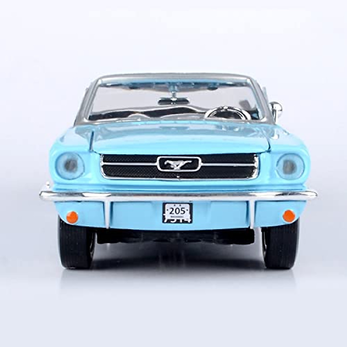 Motor Max 1964.5 Ford Ford Mustang, James Bond 79855WTQ - 1/24 Scale Diecast Model Toy Car