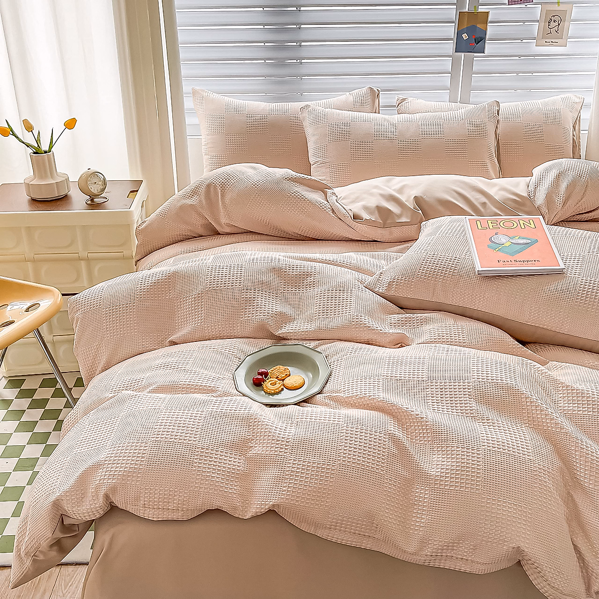 Beyeutao Brown Waffle Duvet Cover Ultra Soft Washable Queen Duvet Cover Comforter Textured 3 Piece Bedding Set with Duvet Cover Pillowcases Zipper Closure.