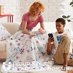 Bedsure Fleece Throw Blanket for Toddler Girls, Pattern Sherpa Kids Blanket with Pink Bow Butterfly, Warm Soft College Dorm Room Essential for Teen as Gift, Plush Blanket for Sofa Bed, 50x60