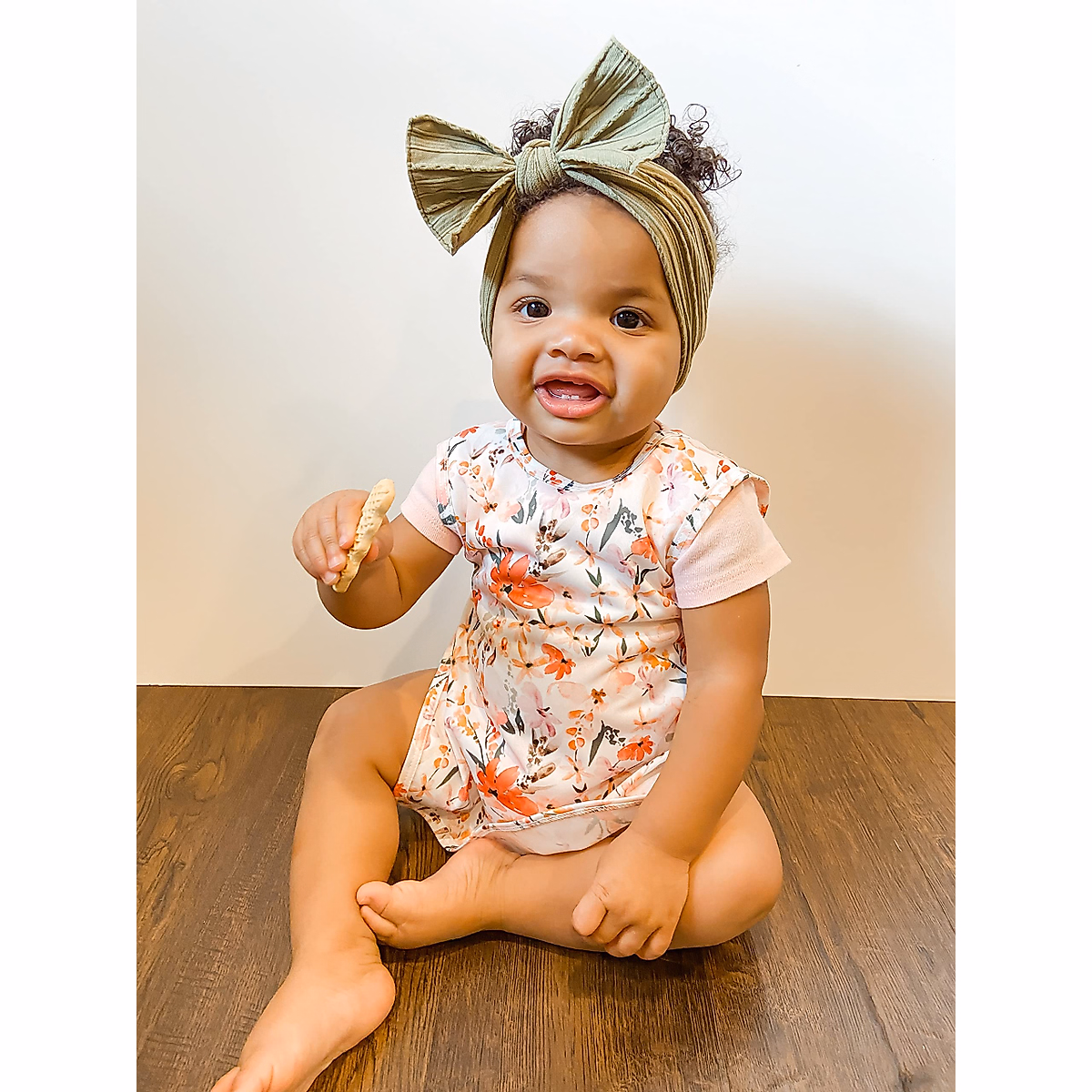 BapronBaby Peachy Dreams Bapron - No Neck Tie Safer Bib for Baby & Toddler - Soft Waterproof Stain Resistant - Machine Washable - Sz Baby/Toddler 6m-3T