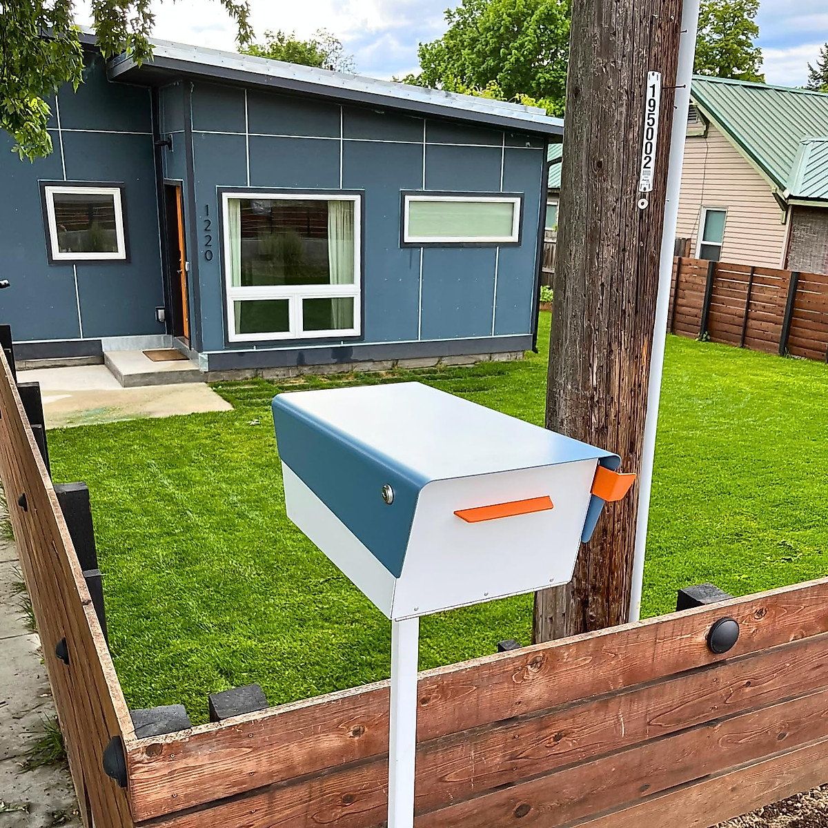 modbox USA Modern Locking Curbside Mailbox | Custom Color Combination