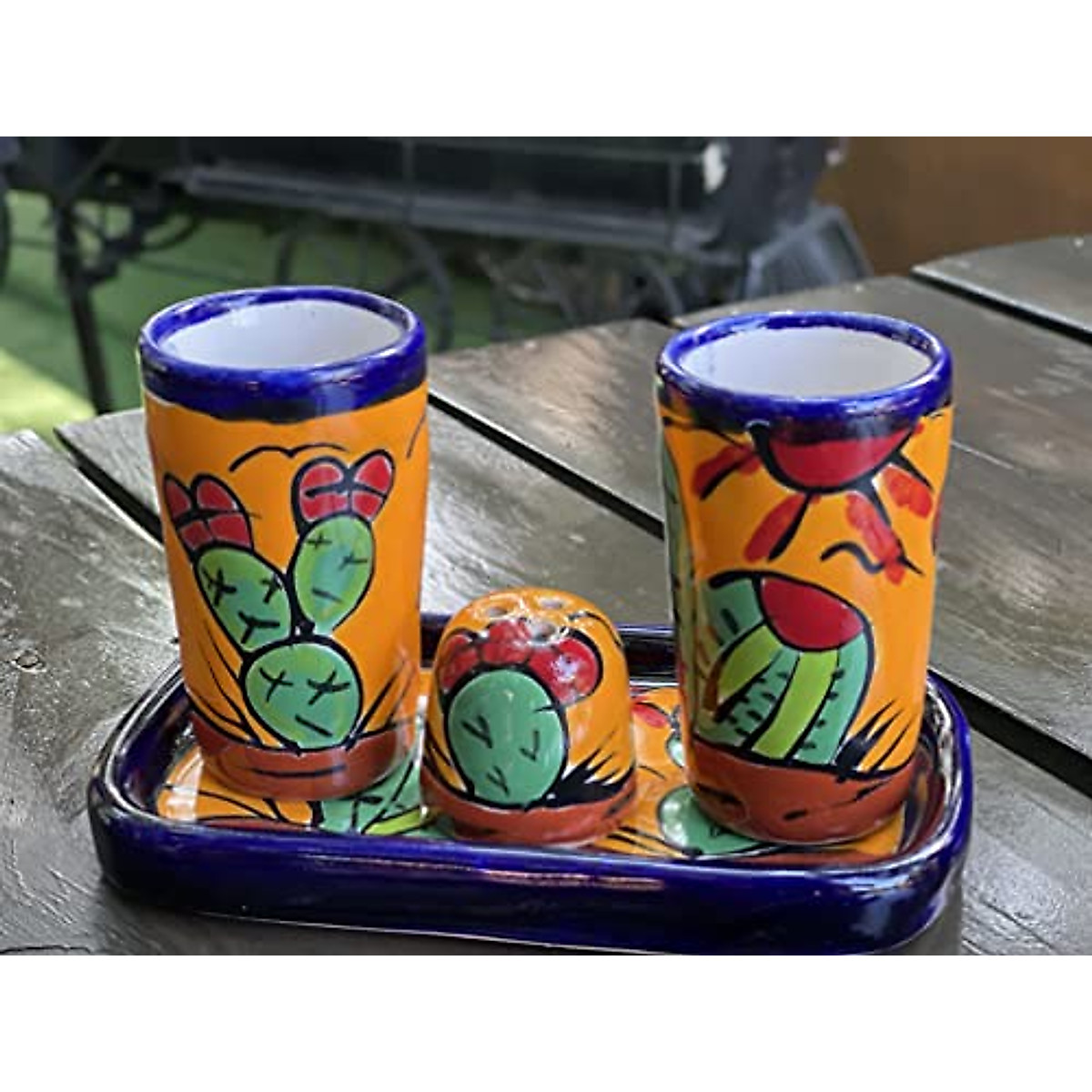 MEXTEQUIL - Authentic Mexican Talavera Tequila Shot Glasse with Tray and Salt Shaker - 2 Shots, 4pieces - Giffable - Artisanal colorful hand-painted (Cactus)