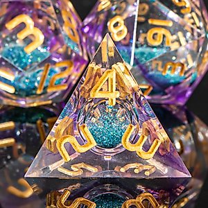 KERWELLSI Liquid Core D&D Dice Set, 7 Piece Sharp Edge Resin DND Dice Set, Polyhedral Dungeons and Dragons Dice with Gift Box, Purple RPG Role Playing D and D Dice D20 D12 D10 D8 D6 D4
