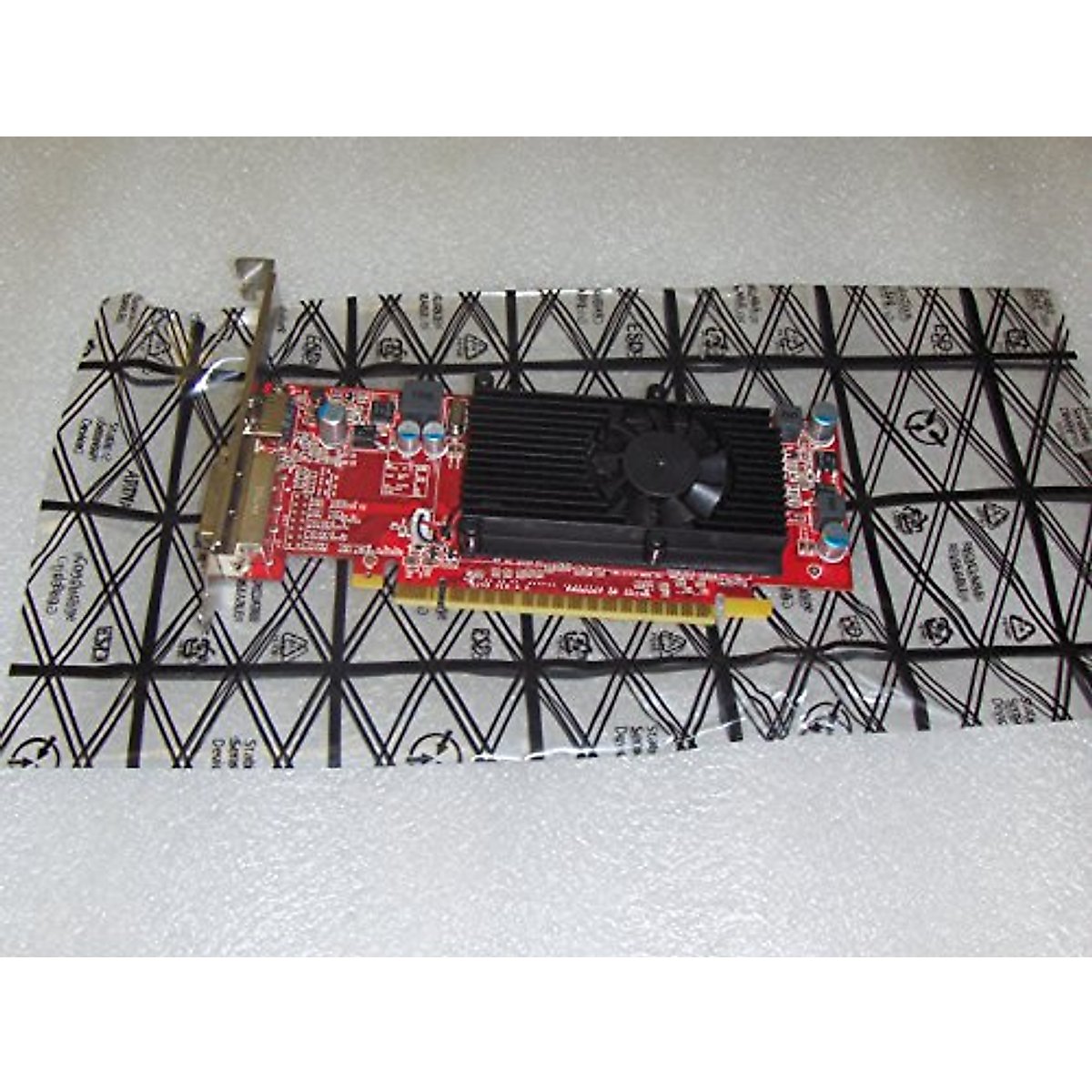 HP 723587-001 nVidia PCI-e 2.0 x16 GeForce GT 625 1GB DDR3 memory graphics card - Full height (FH)