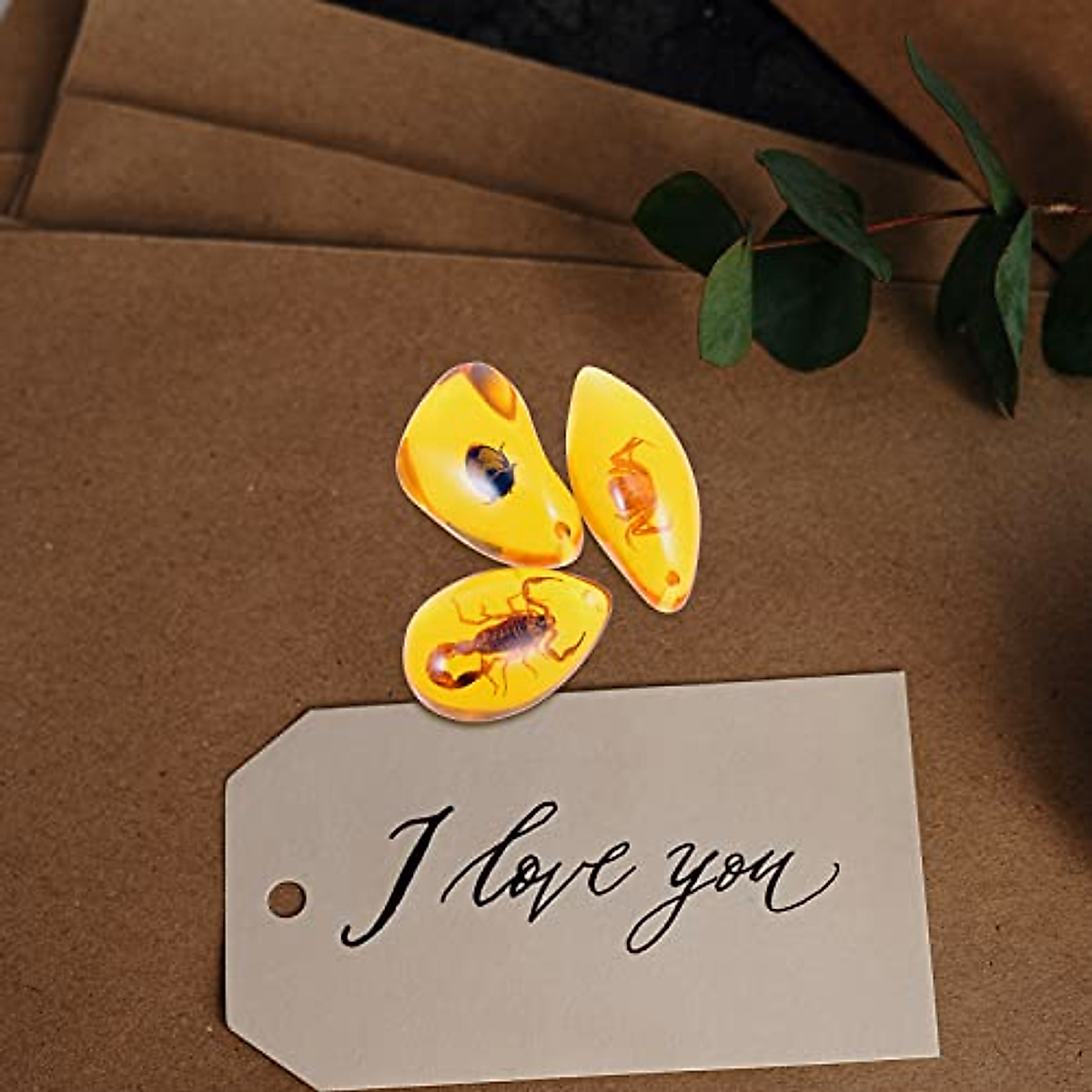 ULTNICE 3pcs Amber Insect Specimens Pendants Amber Fossil Insect Artificial Amber Insect Specimen Pendant Scorpions Insects Amber Stone Ornament for Necklace