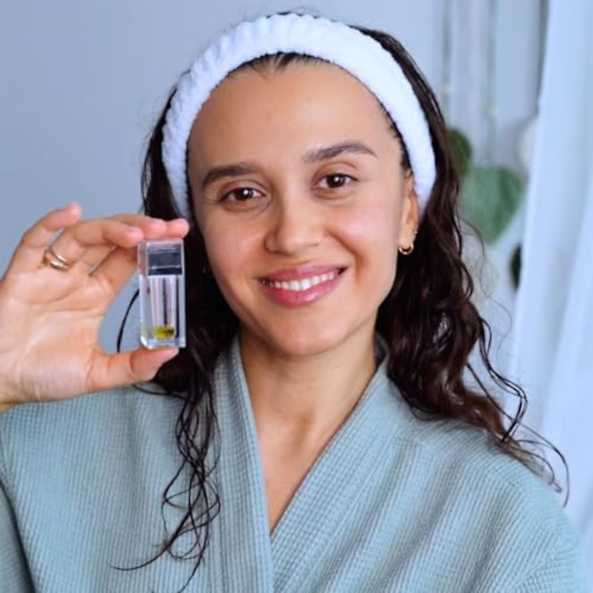 beautimate Microneedling Hydra Stamp - Derma Stamp and Serum Infusion Tool - Microneedle Skincare Tool for Home Use - For Face, Hair, and Beard - 0.25mm