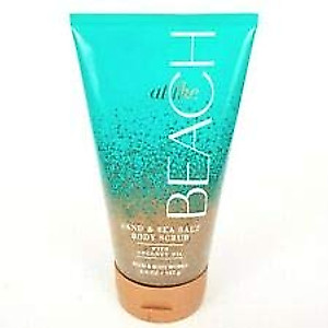 Bath & Body Works 6.6 Ounce Sand & Sea Salt Scrub with coconut oil At the Beach Scent (Packaging may vary)