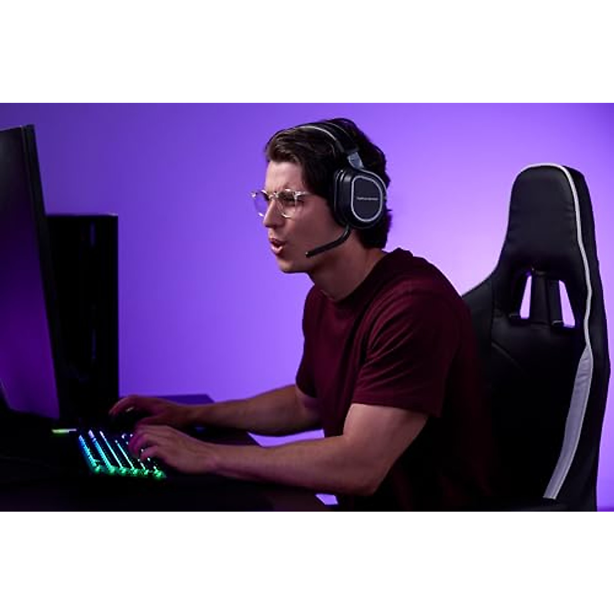 Turtle Beach Stealth 700 Gen 3 Wireless Multiplatform Amplified Gaming Headset for PC, PS5, PS4, Mobile – 24-bit Audio, 60mm Drivers, High-Bandwidth Microphone, Bluetooth, 80-Hr Battery – Black