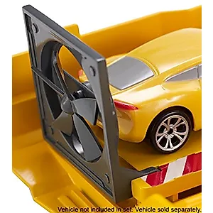 Disney Pixar Cars Cruz Ramirez's Hauler Playset