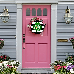 ROCWOHO St Patrick's Day Lucky Wooden Sign Round Wood Hanging Door Sign with Ribbon Bow Decoration and Wreath Clover Farmhouse Wood Door Decor for Home Outdoor Indoor Office Front Door Wall Decor