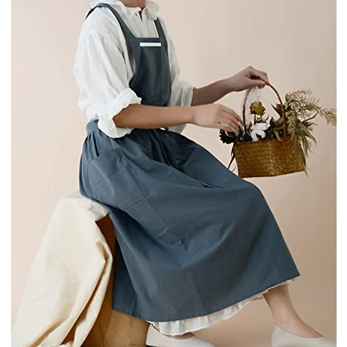 ENN&EEZY Pinafore Aprons for Women with Pockets Japanese Cross Back Linen Apron for Kitchen Cooking, Gardening, Painting, Baking Green