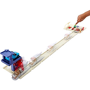 Disney Cars Toys, Cars On The Road, Salt Flats Super Speed Playset, Includes Super Speed Mater and Sarah Coggs Pitty