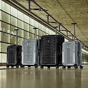 Victorinox Airox Medium Hardside Case - (Black), 27-inch