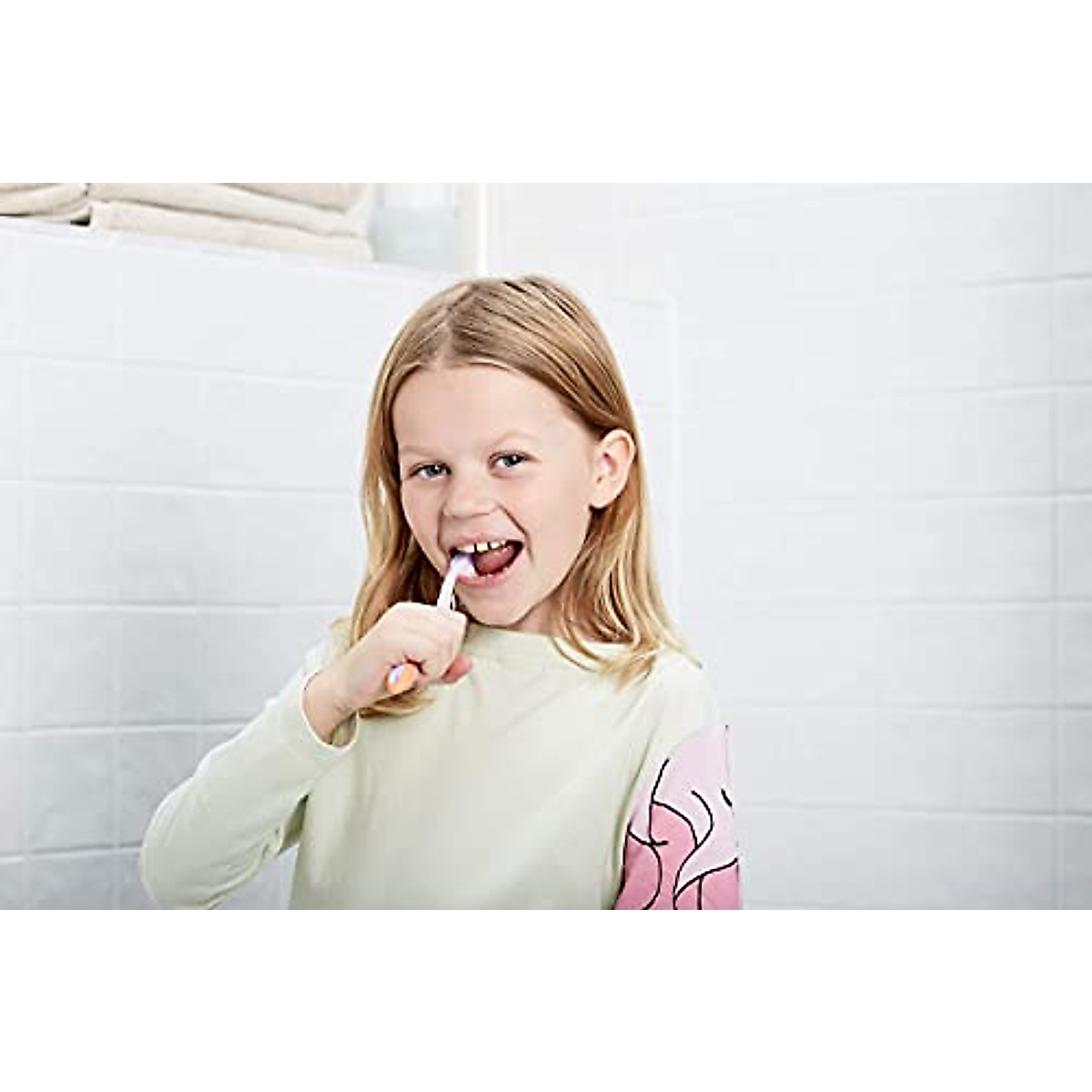 Jordan* Step 3 Kids Toothbrush, 6-9 Years, Soft Bristles, BPA Free - 4 Pack - Blue & Pink