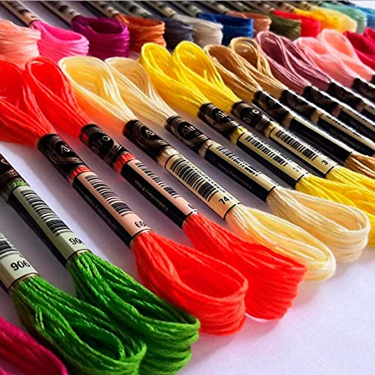 Findvoor 136 Rainbow Color Embroidery Thread,Embroidery Floss Cross Stitch Threads, Bracelets Floss, Friendship Bracelets String for Cross Stitch,Hand Embroidery, String Art,Crafts Floss