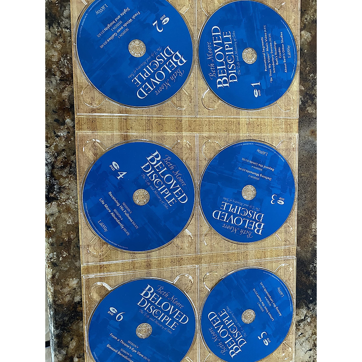 Beth Moore Beloved Disciple The Life and Ministry of John (DVD Set)(DVD-ROM)