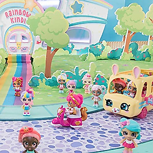 Kindi Kids Minis Collectible School Bus and Posable Bobble Head Figurine 2pc