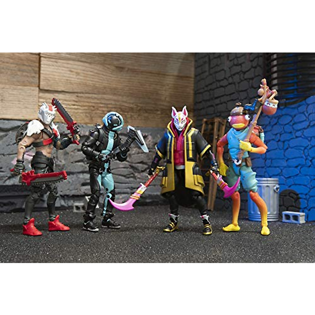 FORTNITE Legendary Series, 1 Figure Pack - 6 Inch Eternal Voyager Collectible Action Figure - Includes Harvesting Tools, Weapons, Back Bling, Interchangeable Heads, Consumable - Collect Them All
